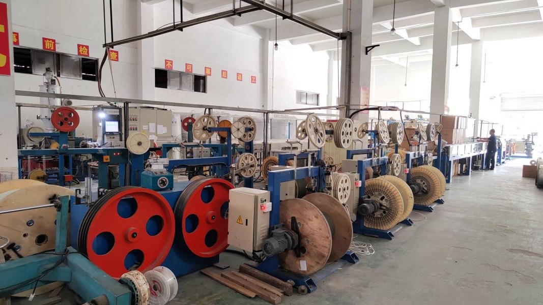 Quality Outdoor Fiber Optic Cable & Indoor Fiber Optic Cable factory ...